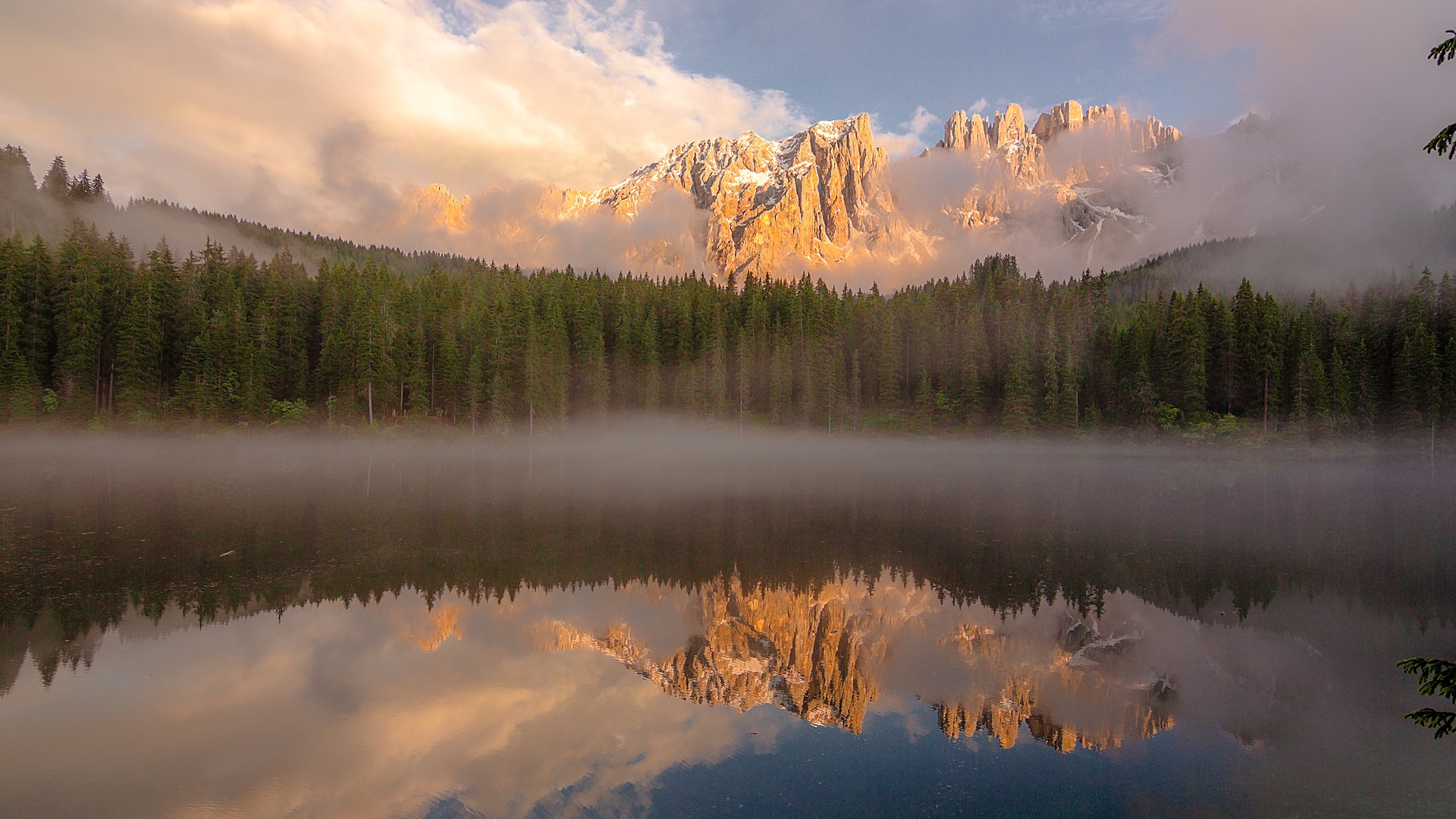 Hike to lake Carezza - Dolomites Hotel ADLER Carezza
